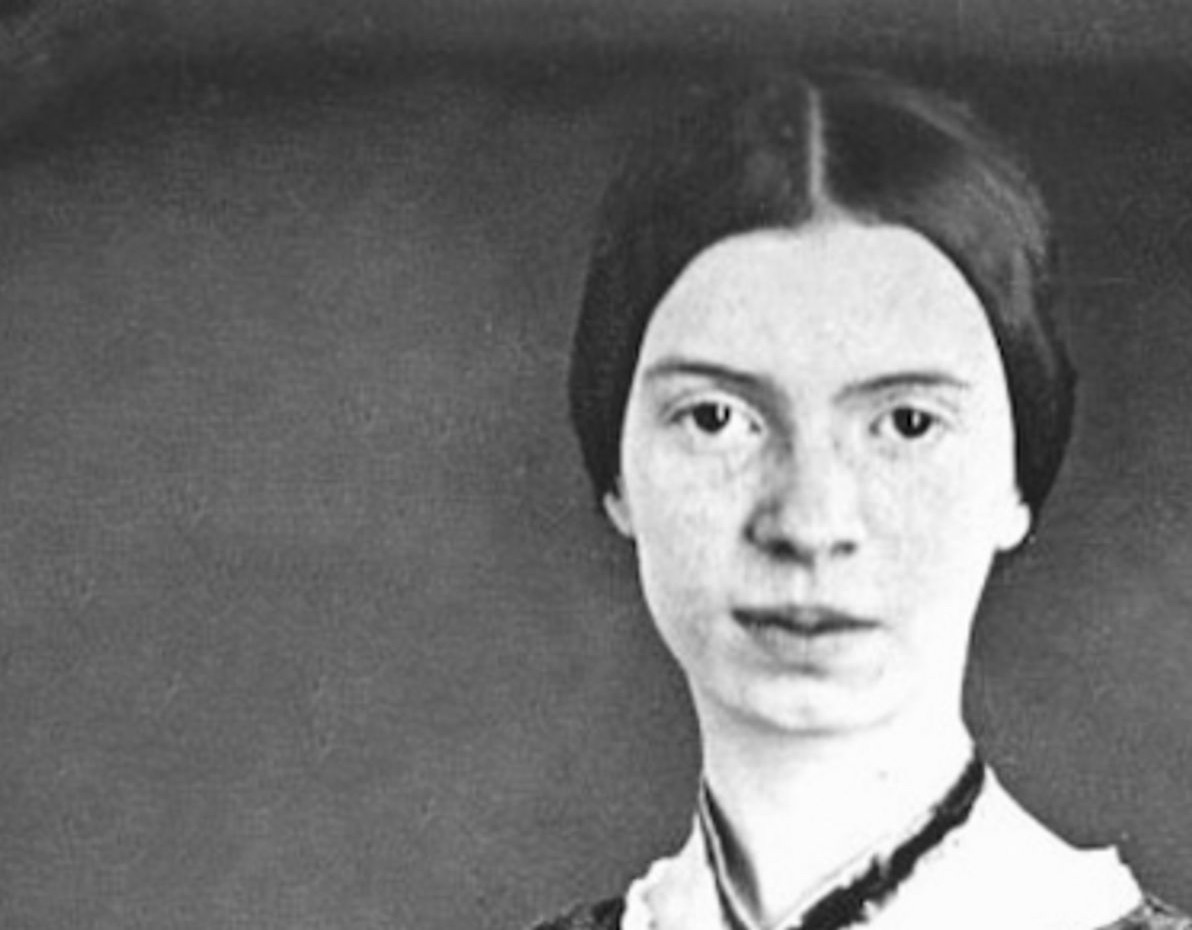 S5:E24 Roxi Power Chats with Dion O’Reilly about Emily Dickinson – The ...